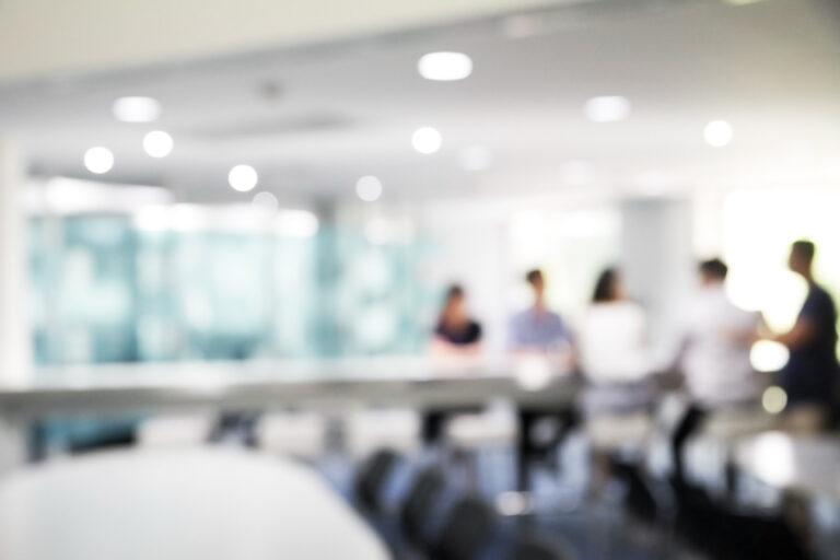 SMILE-UP.][TOBE]とは】エージェント契約やアイドルキャスティング徹底解説 | ユウメイキャスティング